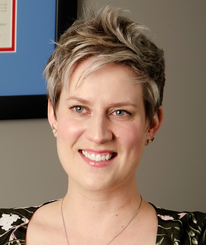 About Kelly S. Thompson | The Authors Book Club